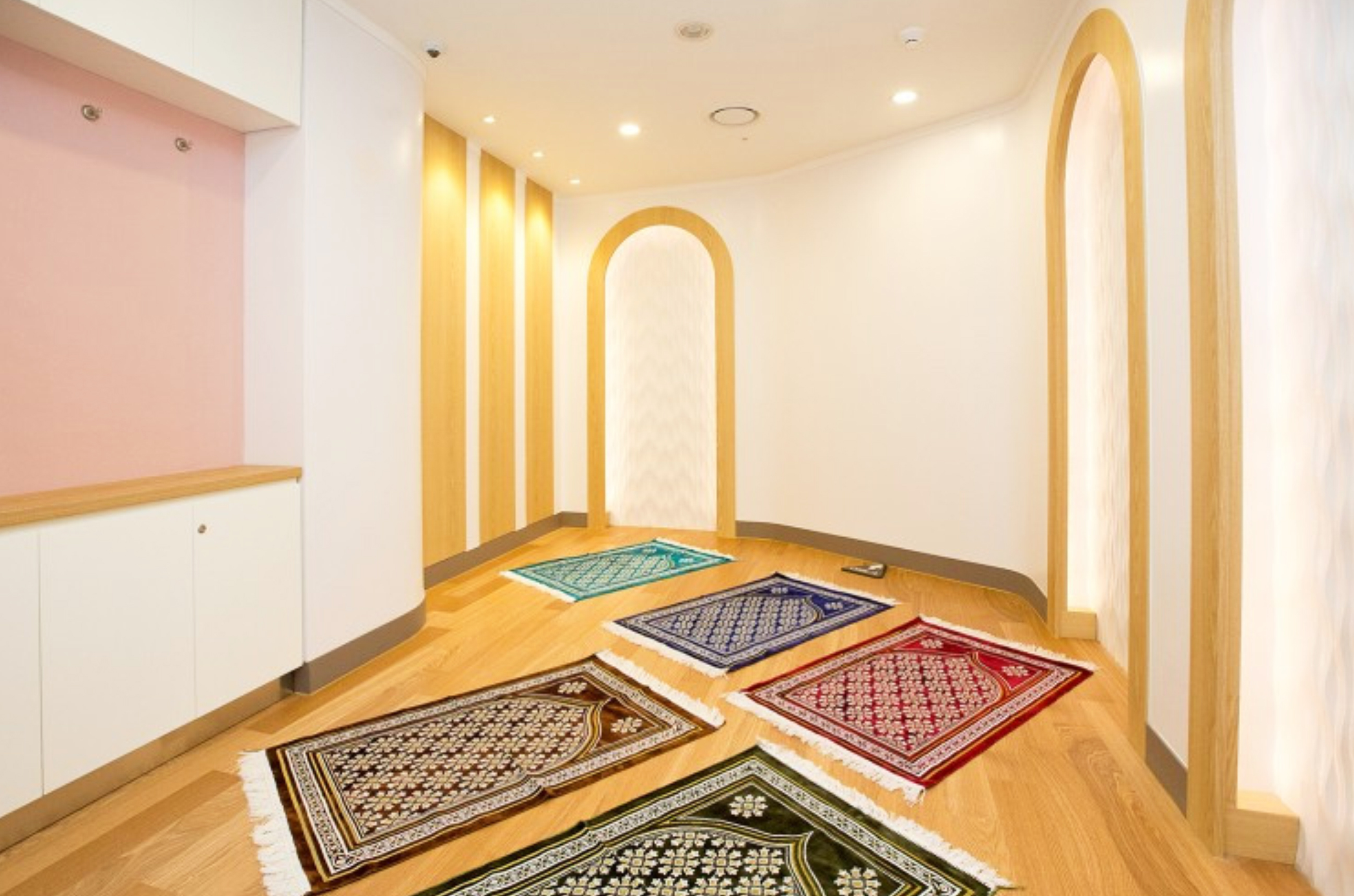 Islamic Prayer Space at Home – Interior Era
